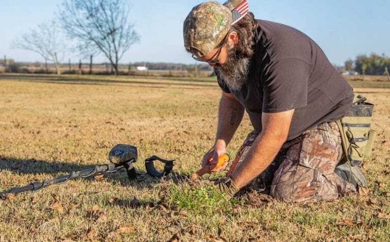 ACE 300 Jase Robertson Signature Edition | Camo Metal Detector